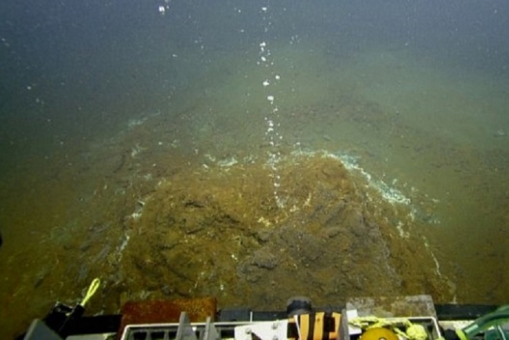 Alert Raised as Activity Increases at Underwater Volcano off Grenada ...